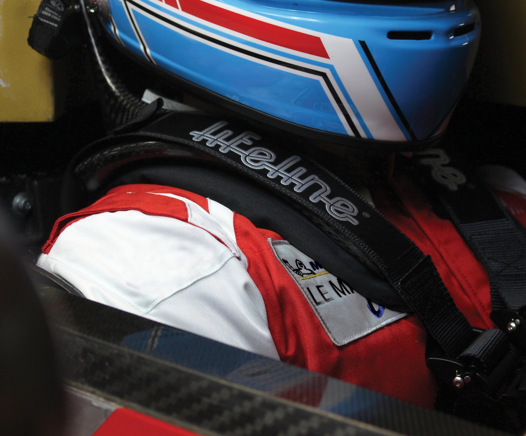 Race car harnesses | Motorsport Harnesses | FIA Harness